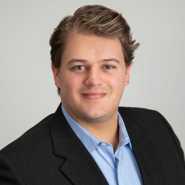 Vineyard Global Advisors | Our Firm | Samuel Caylor